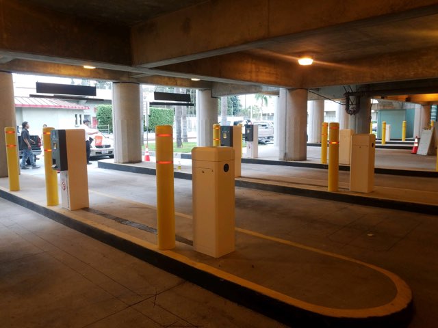 Car park solutions - Cennox